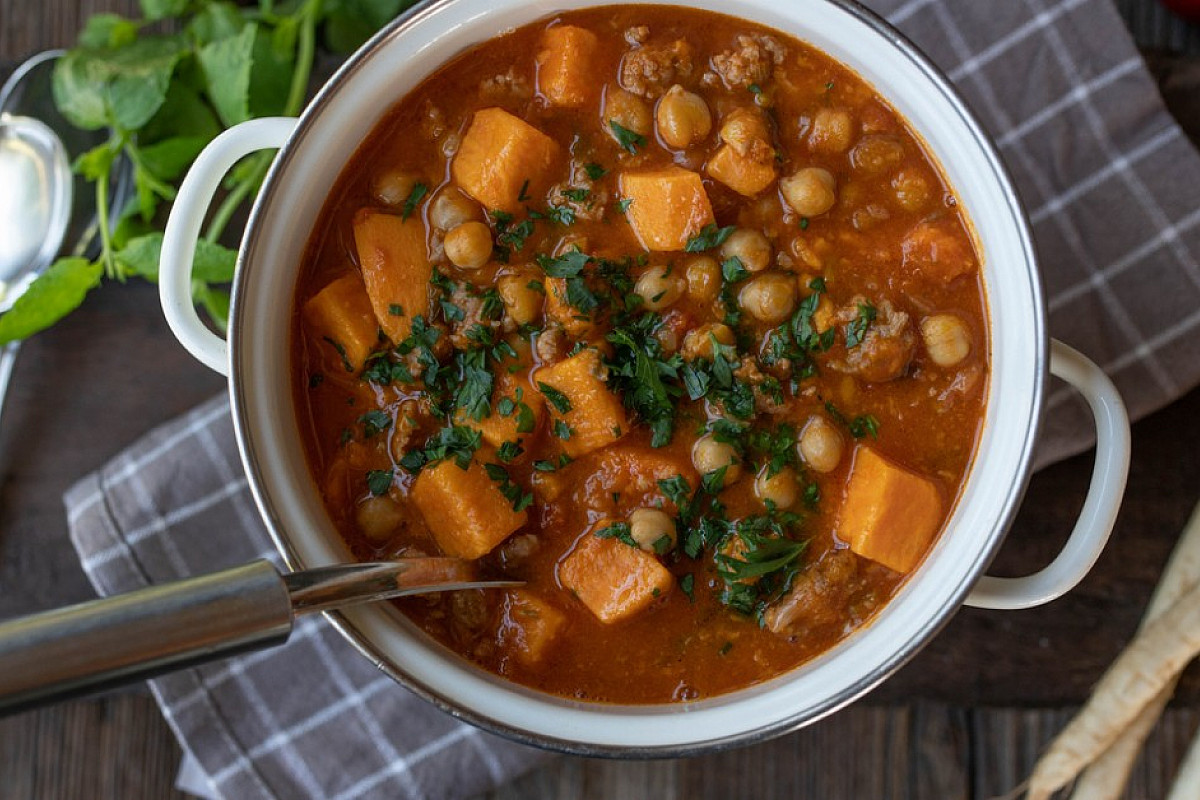 Ceci e Tempia di Maiale, i sapori autentici della Lombardia | Paesi del Gusto