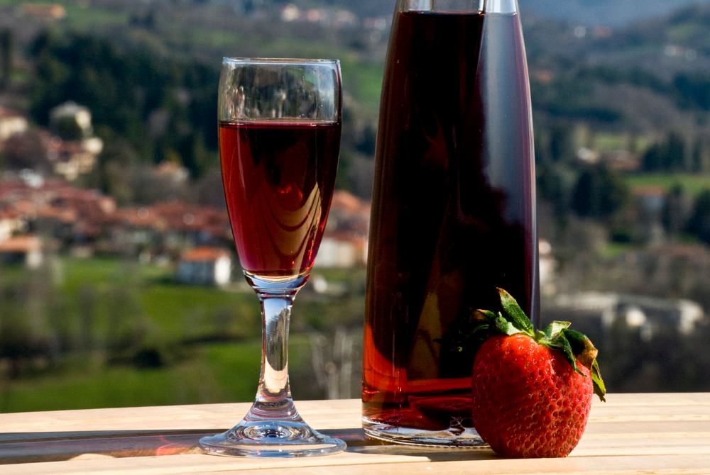 Fragolino | Liquore tipico calabrese | Paesi del Gusto
